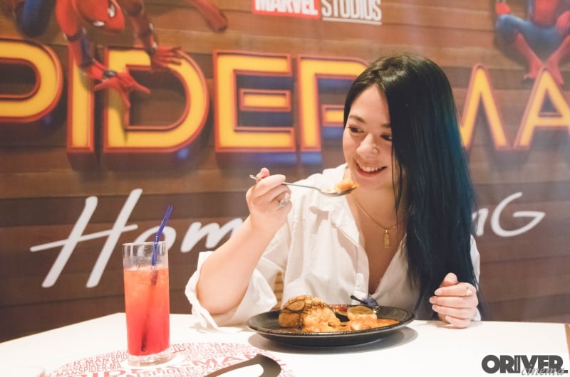 『ホームカミング』記念！ 期間限定「スパイダーマンカフェ」全メニュー実食レポート | THE RIVER