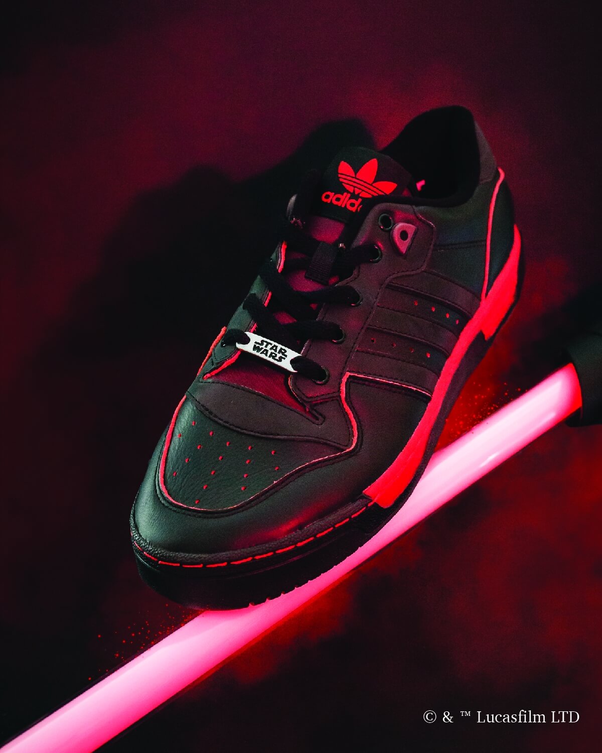 アディダス『スター・ウォーズ』新コレクション発表 ─ 第1弾はライトセーバーパック | THE RIVER