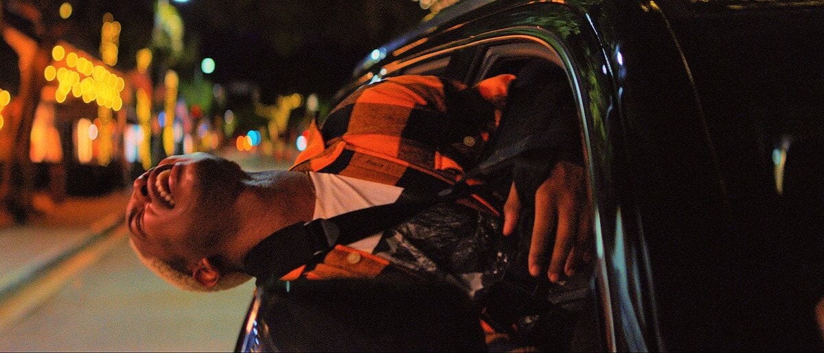 A24最新作『WAVES／ウェイブス』公開決定 ─ フランク・オーシャンら「今を映す31曲」とスタイリッシュな映像美で描く、若者たちの傷と回復 ...