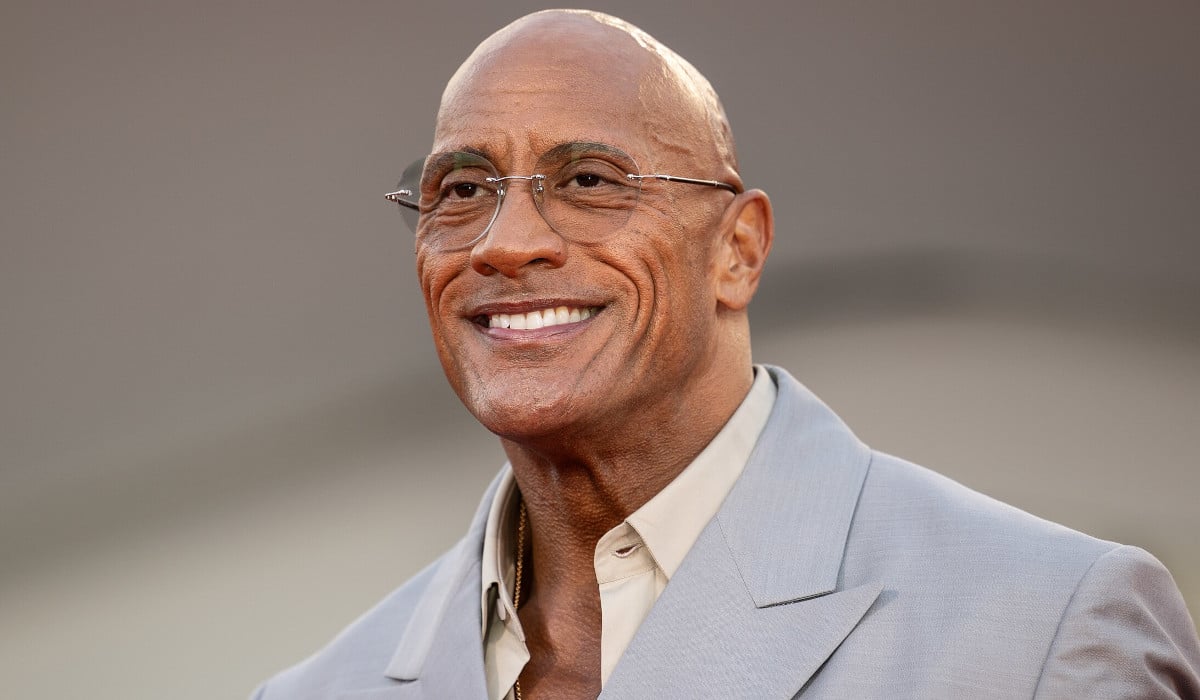 ドウェイン・ジョンソン、毎日4時間の特殊メイクでマーク・ケアーに完全変身 ─ A24伝記映画『The Smashing Machine』で新境地開拓「とても怖かった」 | THE RIVER